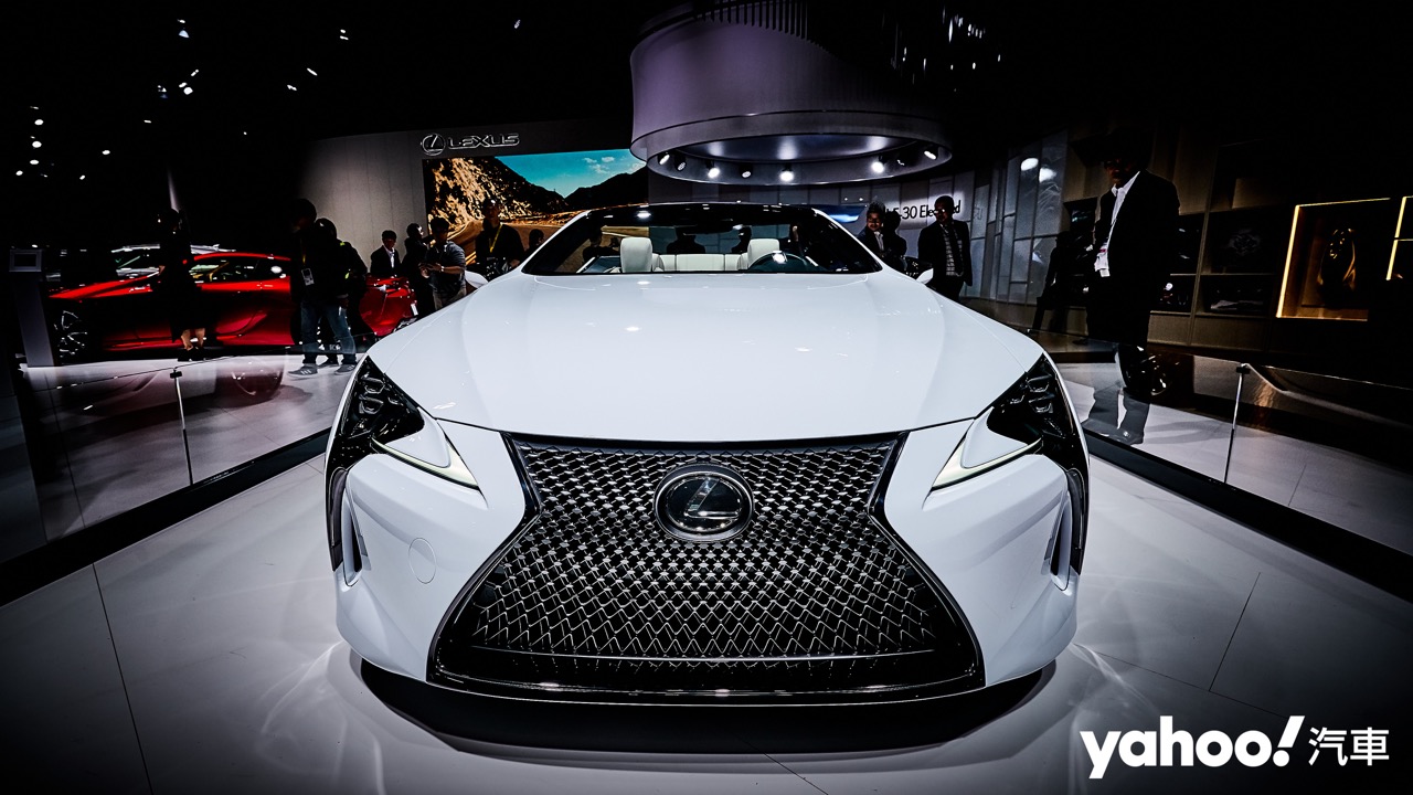 【東京車展】量產前的複習賞！Lexus LC Convertible Concept日本再曝光 - Yahoo汽車機車
