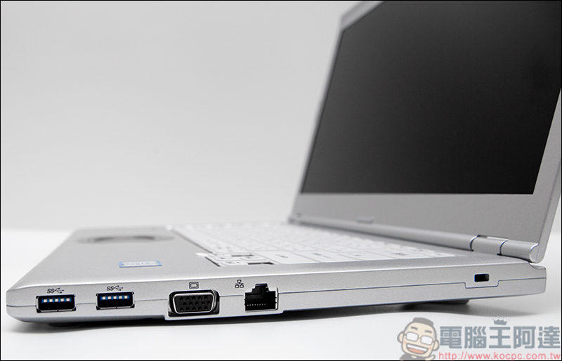 Panasonic TOUGHBOOK CF-SV8 & CF-LV8 開箱評測，真正日本製造、重量不到1公斤與強固設計 - Yahoo汽車機車