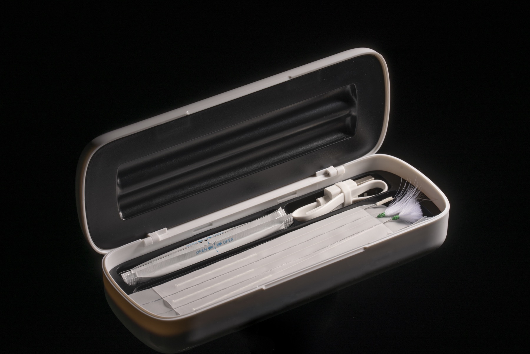 讓耳朵也做 SPA！安全、舒適的挖耳朵體驗－－BeBird A2 抗菌級挖耳監控棒旗艦組開箱、試用 - Yahoo汽車機車