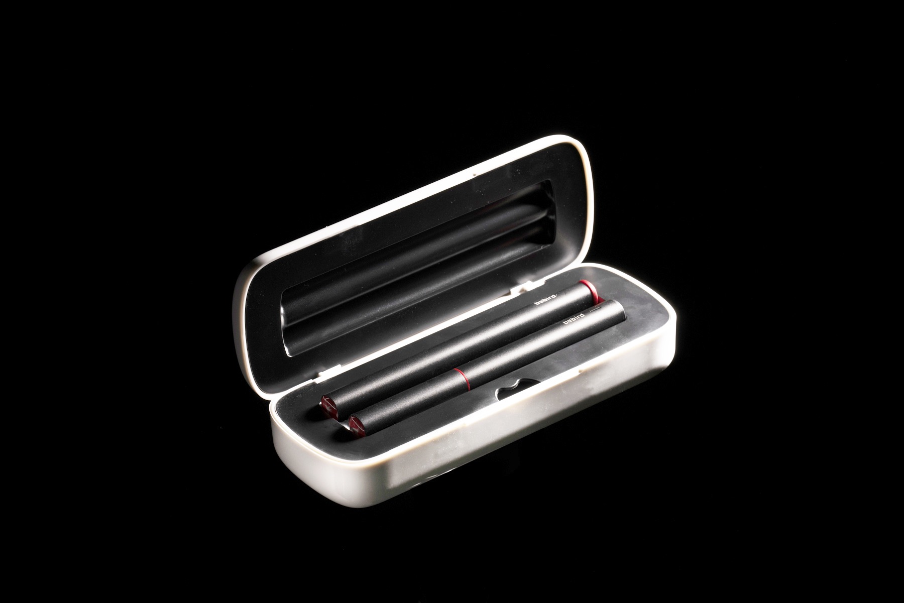 讓耳朵也做 SPA！安全、舒適的挖耳朵體驗－－BeBird A2 抗菌級挖耳監控棒旗艦組開箱、試用 - Yahoo汽車機車